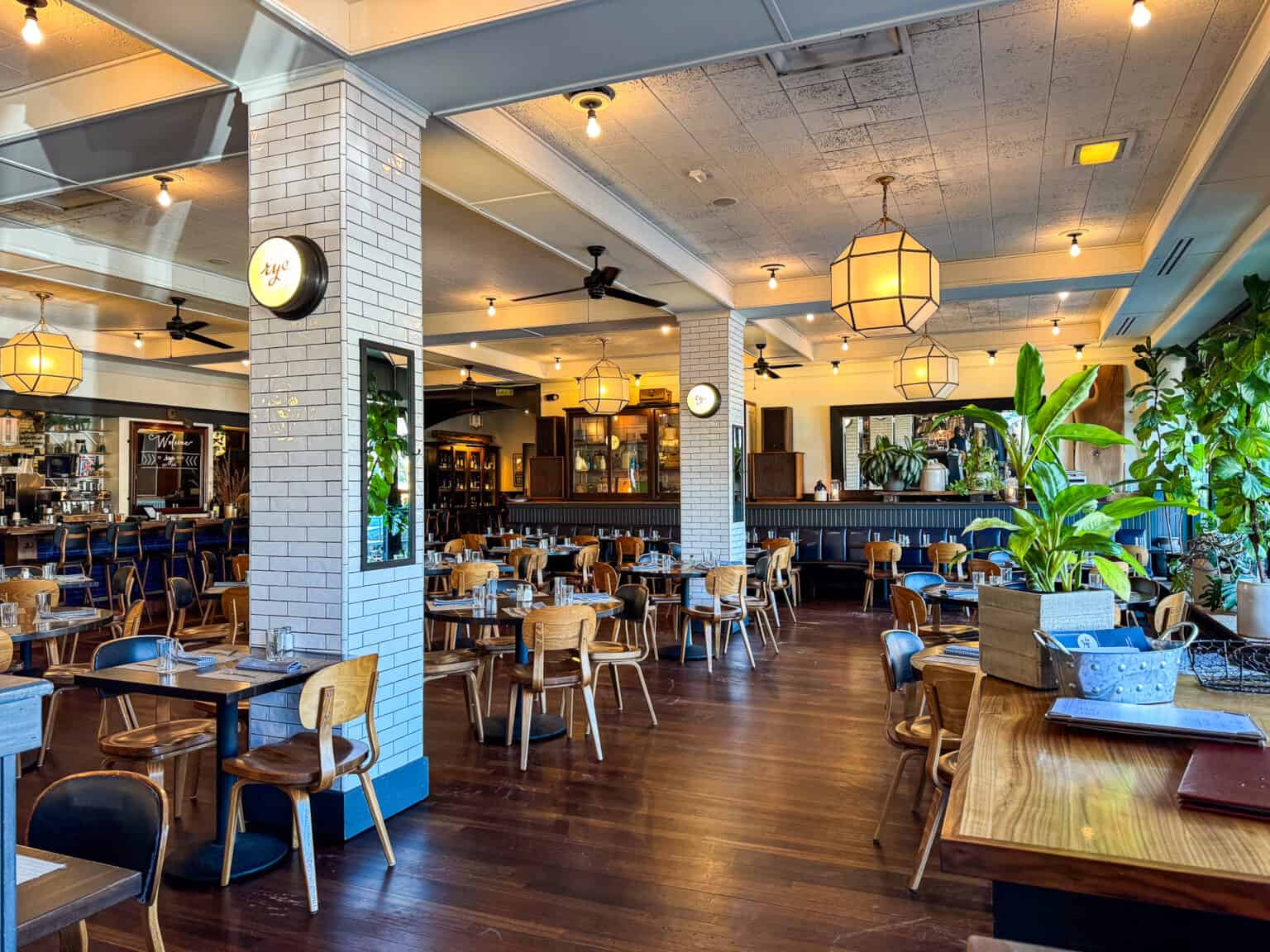 Local's Guide to Country Club Plaza Restaurants